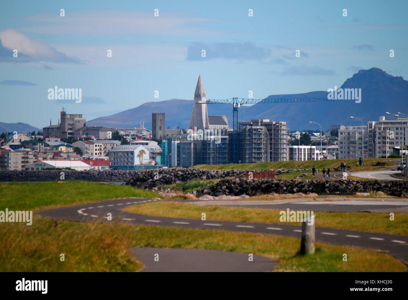 Skyline, Hallgrimskirkja (Hallgrimskirche), Reykjavik, Island Stock ...