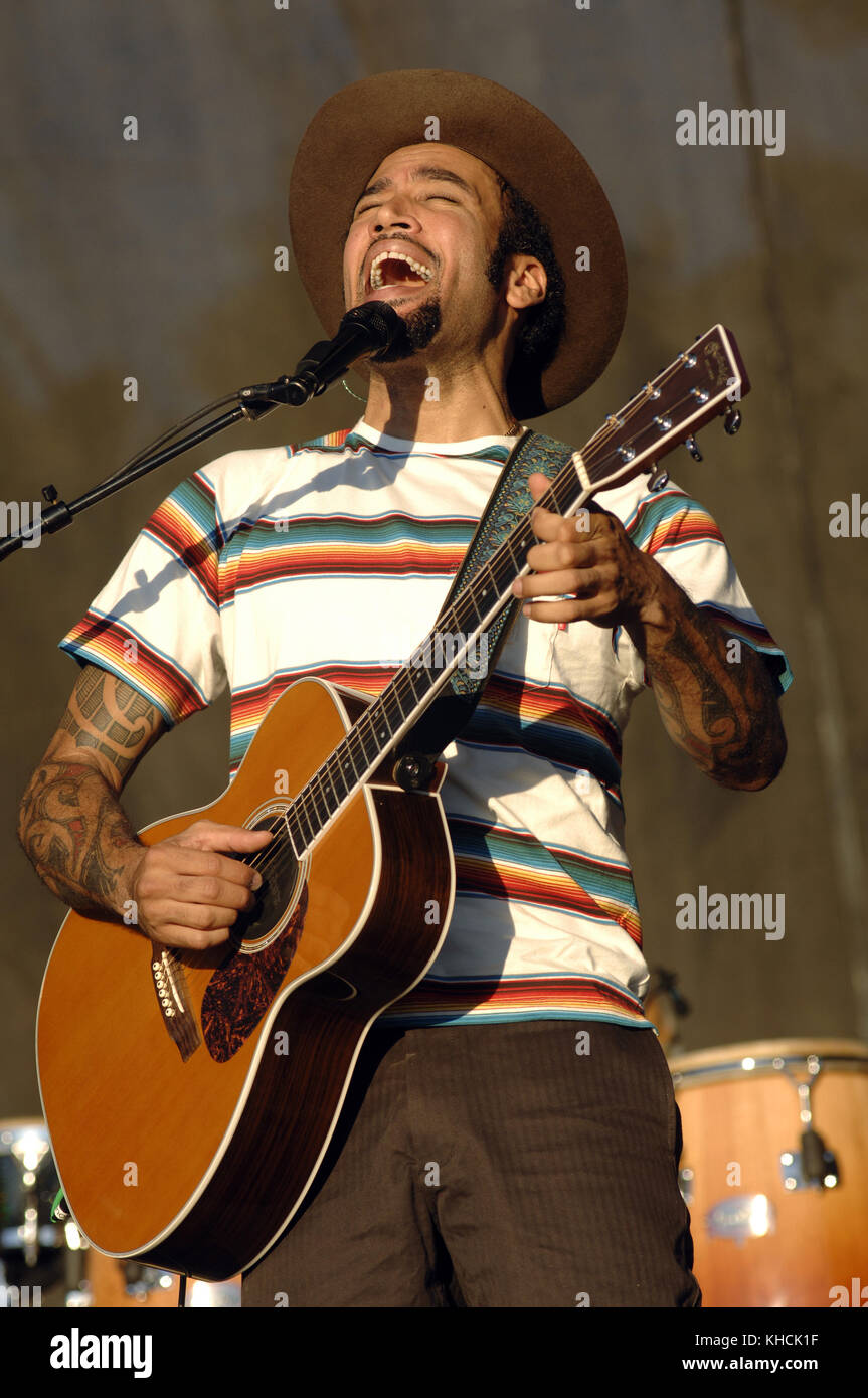 Ben Harper performing live at the 2007 Voodoo Music Experience festival ...