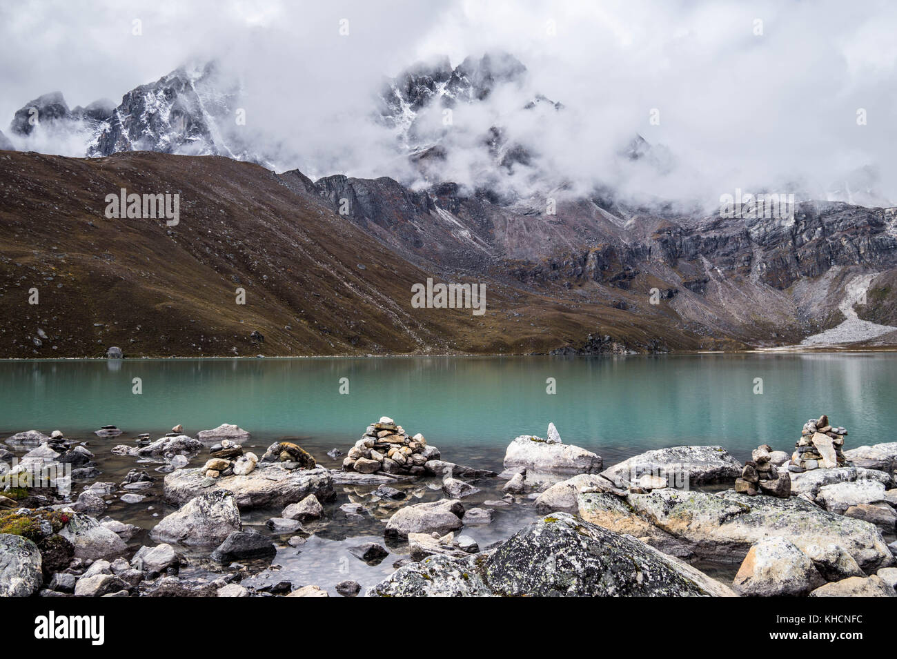 Everest hi-res stock photography and images - Alamy