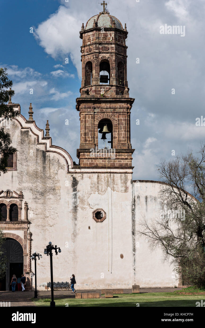 Antiguo templo hi-res stock photography and images - Alamy