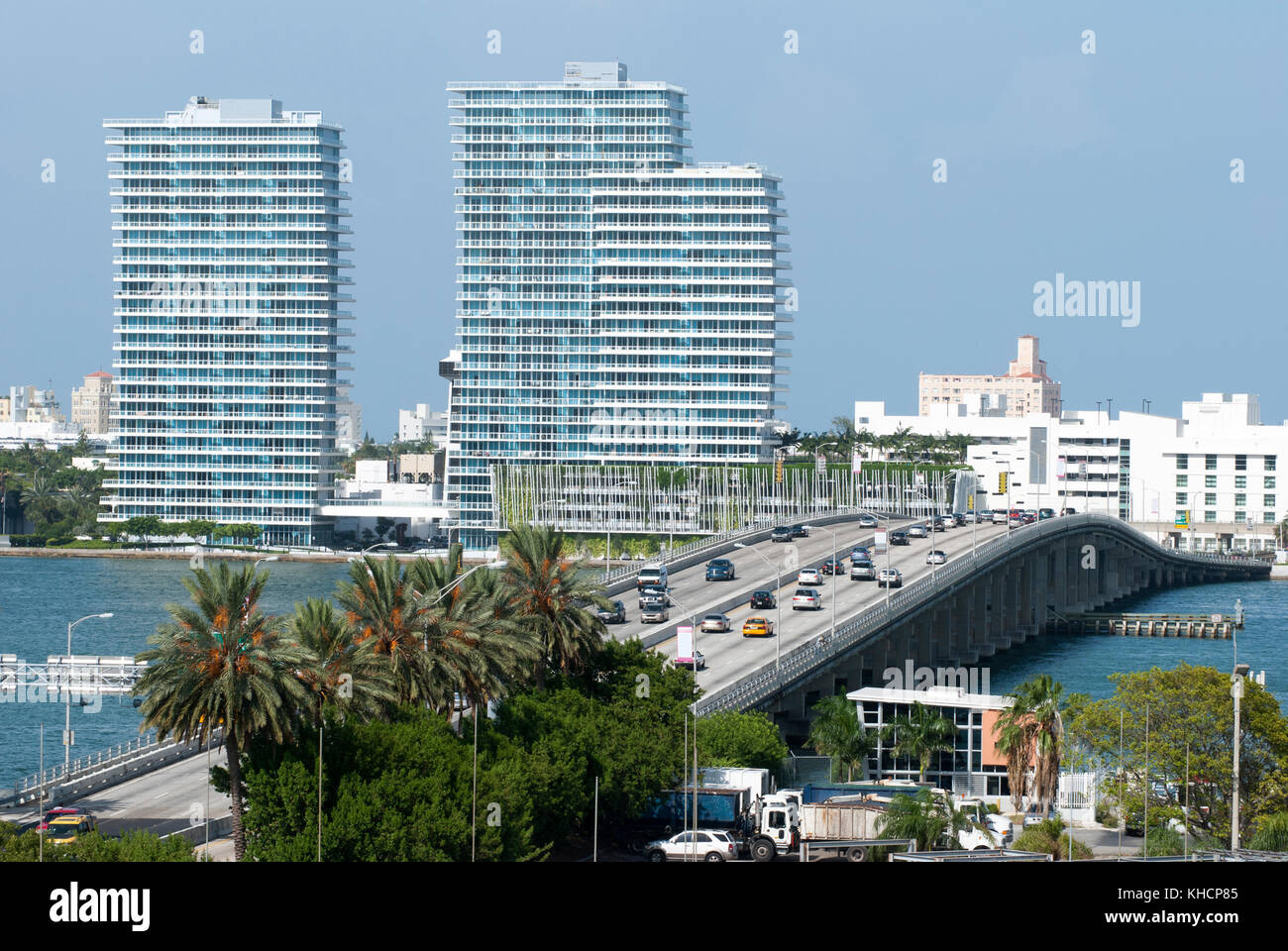 MacArthur Causeway Bridge at the entrance to Miami Beach district ...