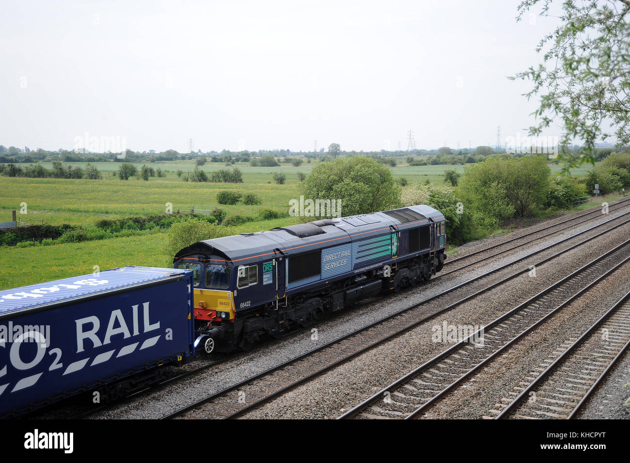 66422 heads a Daventry - Wentloog "Tesco Express" west at Marshfield ...