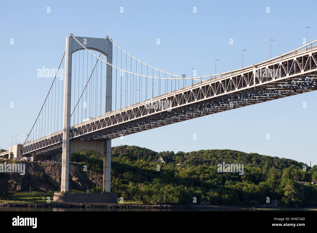 Pierre laporte bridge hi-res stock photography and images - Alamy