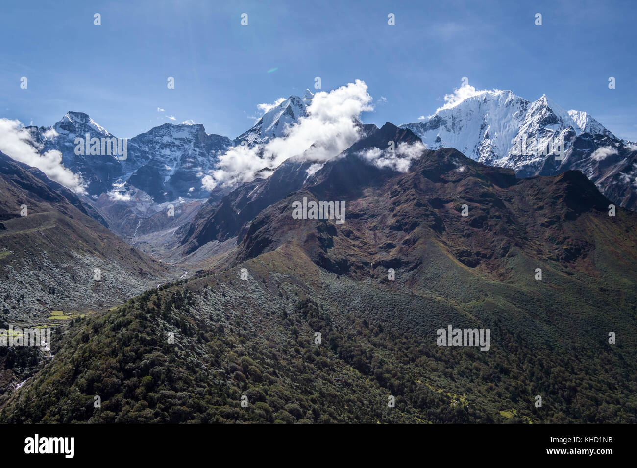 On the way to Everest Base Camp Stock Photo - Alamy