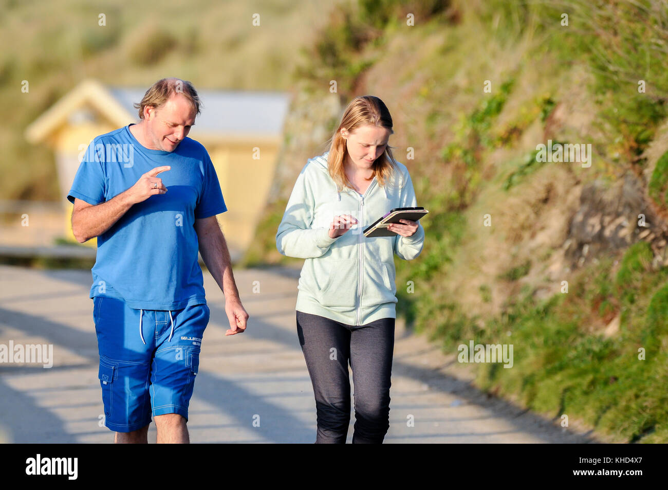 Man woman keeping fit hi-res stock photography and images - Alamy