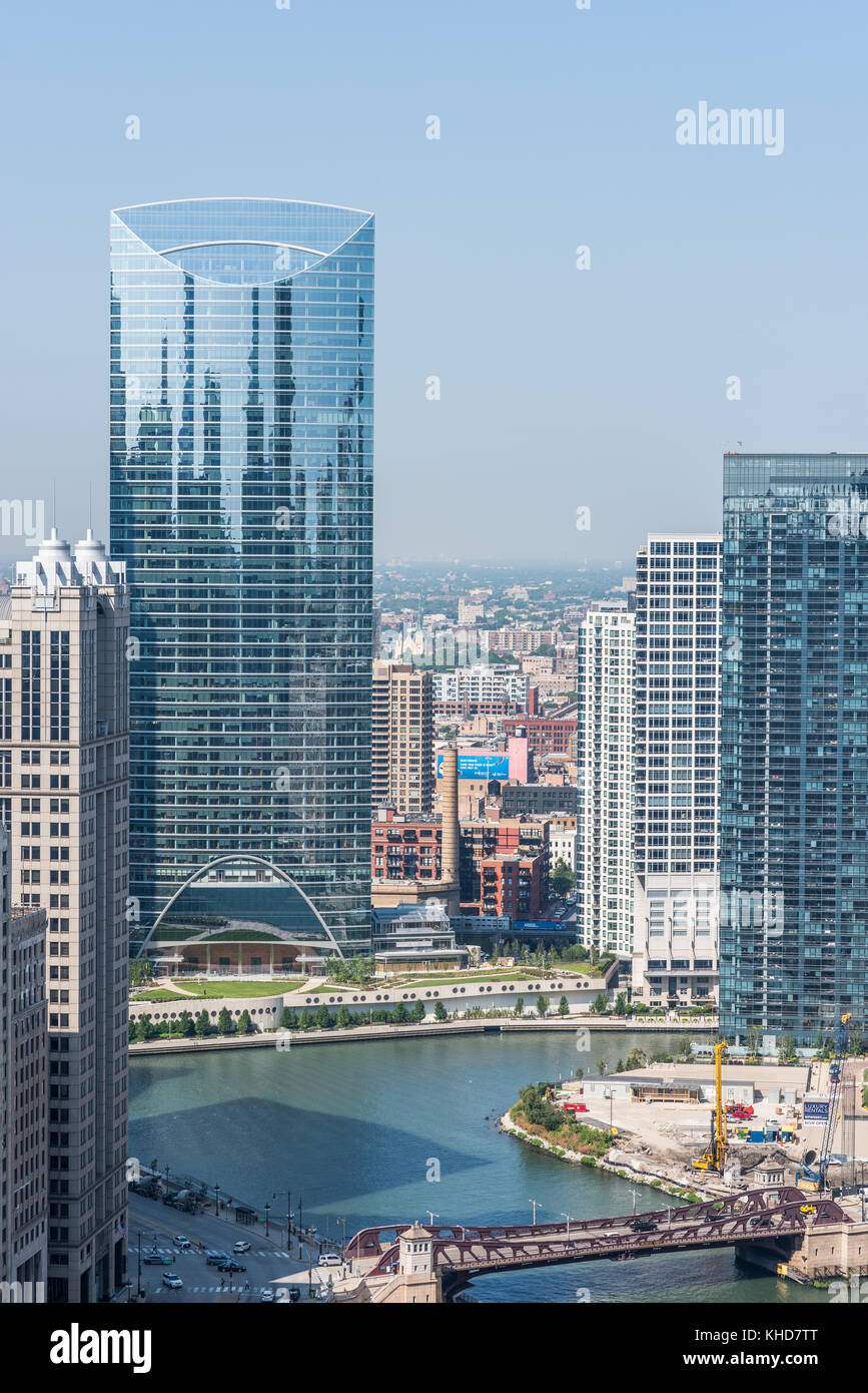 Aerial view of the Chicago River at Wolf Point, and River Point ...