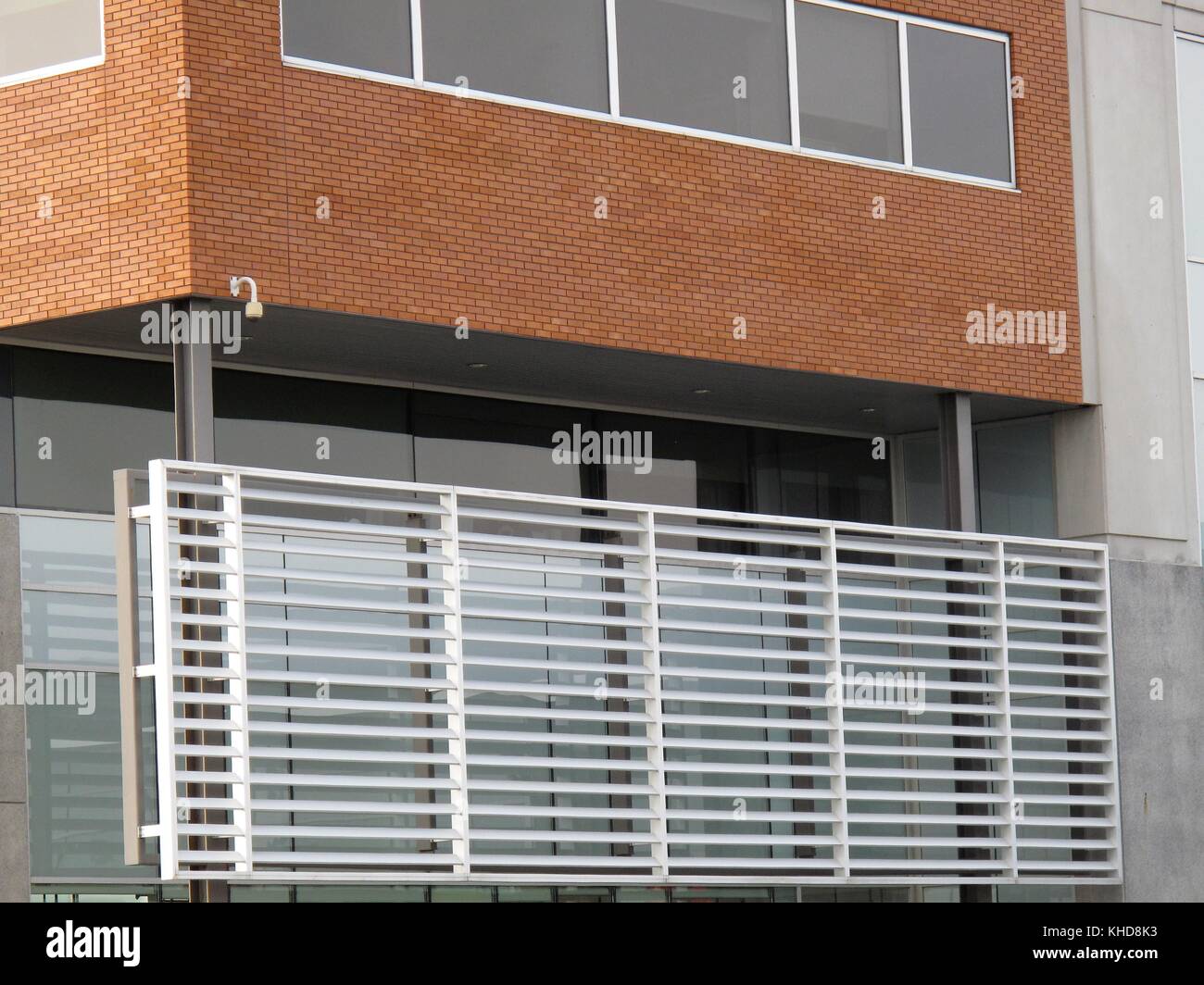 Dark glass panels building reflect hi-res stock photography and images ...