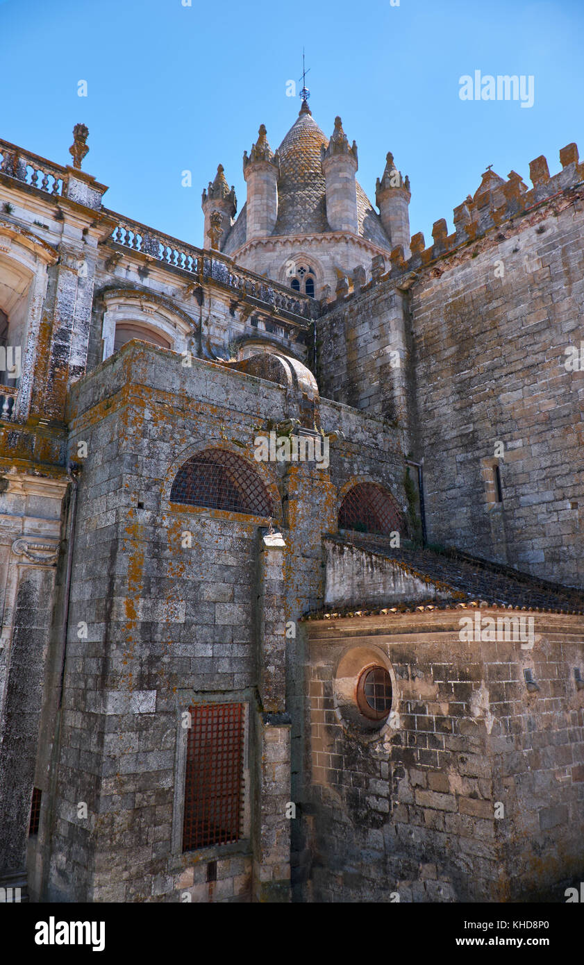 The view of Cathedral of Evora (Se de Evora) – a Roman Catholic church ...