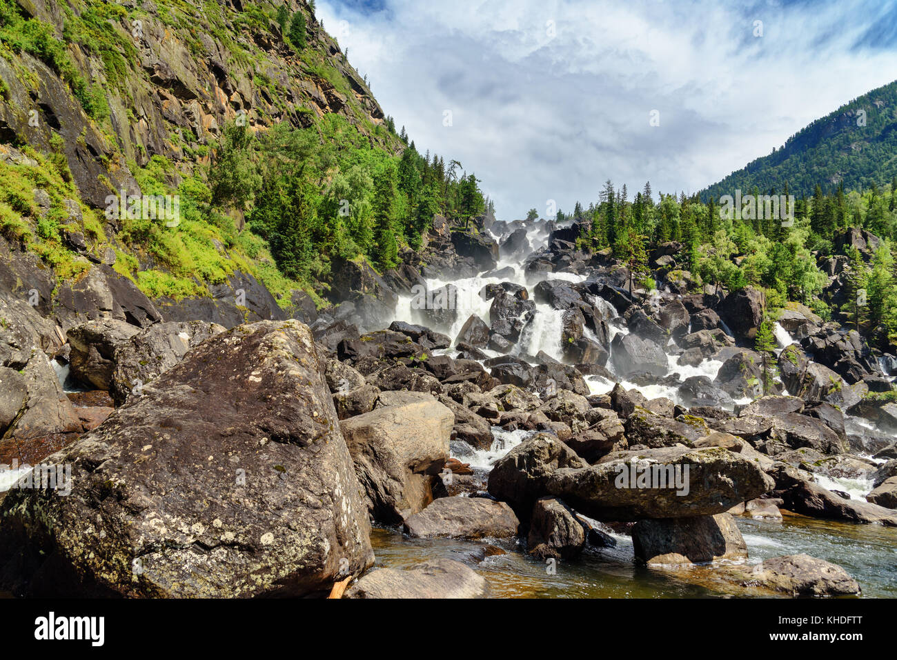 Uchar waterfall hi-res stock photography and images - Alamy