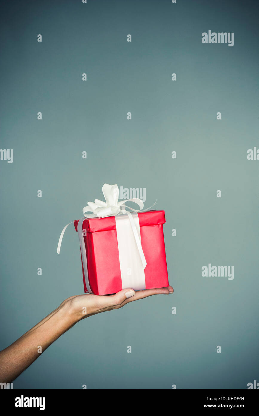 Cropped image womans hand hi-res stock photography and images - Alamy