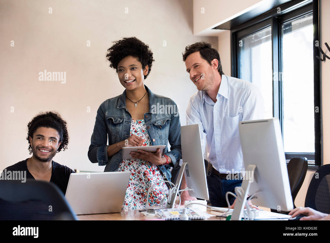 Ideas working hi-res stock photography and images - Alamy