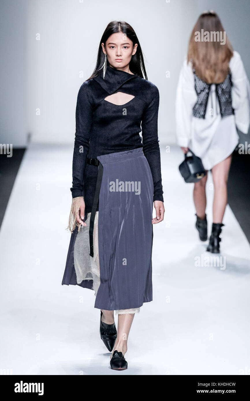 A model on the catwalk at the J Apostrophe show during Shanghai Fashion ...