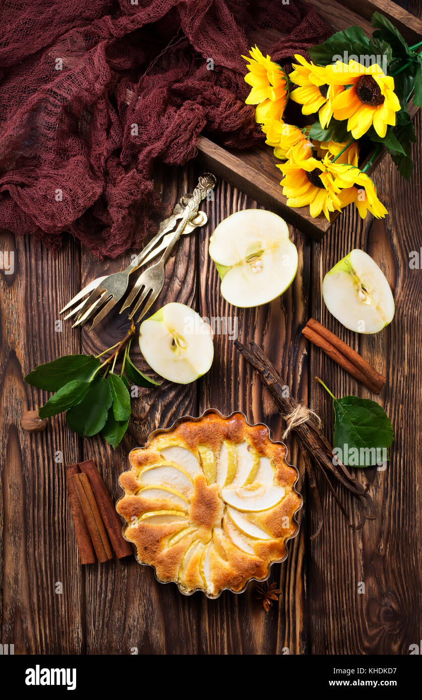 apple pie with cinnamon on a table Stock Photo - Alamy