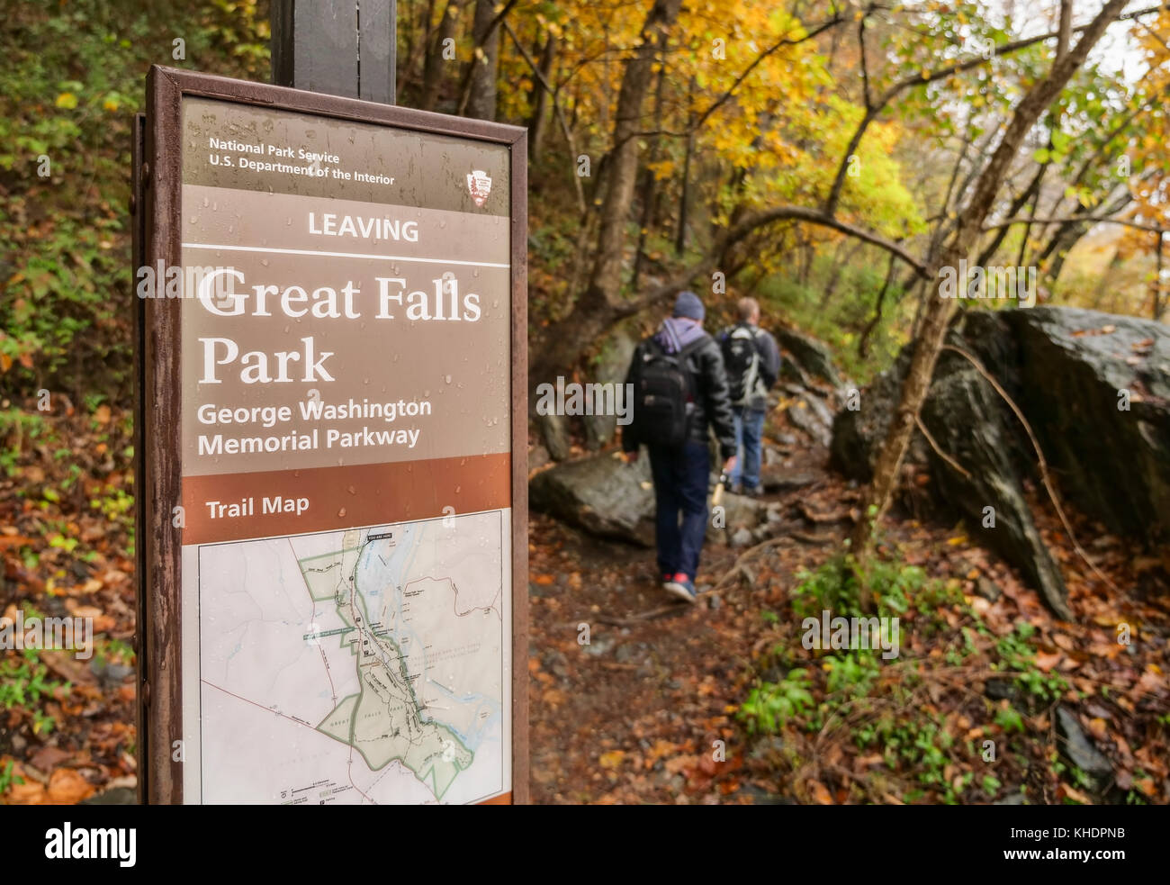 VIRGINIA - NOVEMBER 5, 2017: Hikers on an autumn day visiting the Great ...