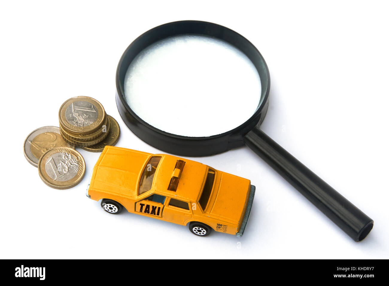 Car magnifying glass icon hi-res stock photography and images - Alamy