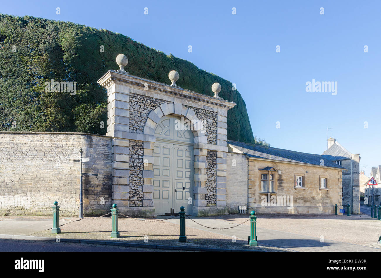 Entrance to the Bathurst Estate at Cirencester Park in Park Street ...