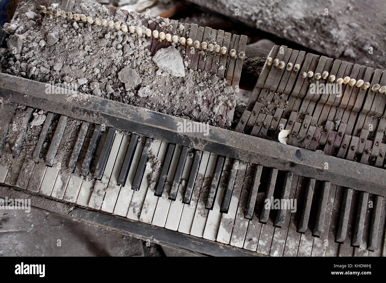 explosion of destroyed by the piano Stock Photo - Alamy