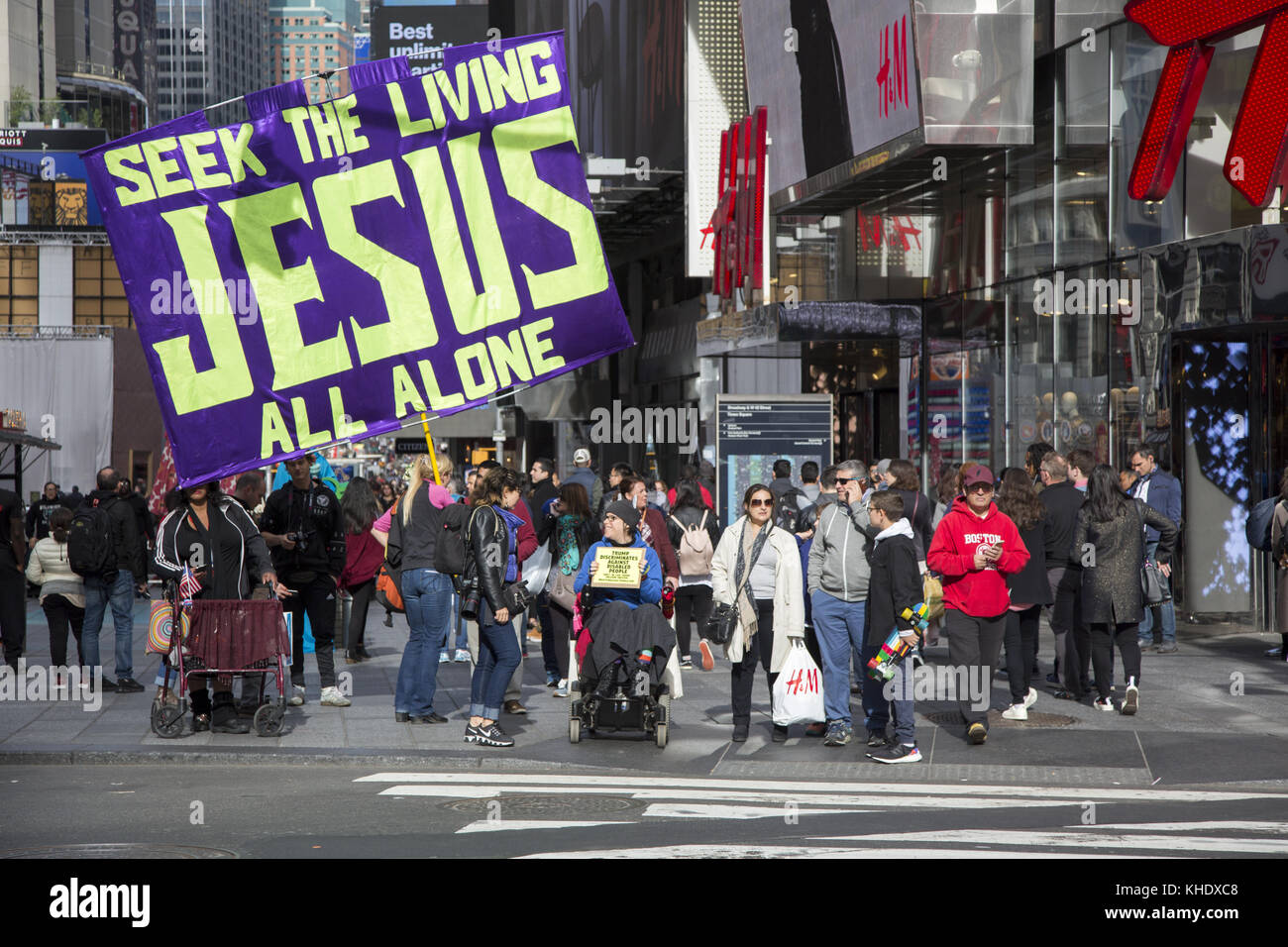 Christian advertising hi-res stock photography and images - Alamy