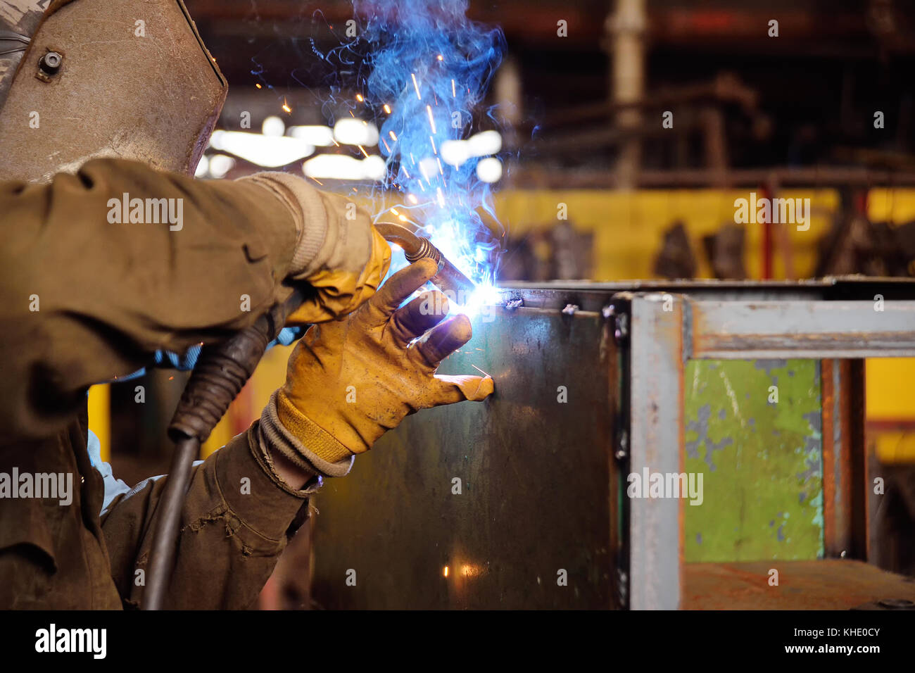 Welder for his work Stock Photo - Alamy