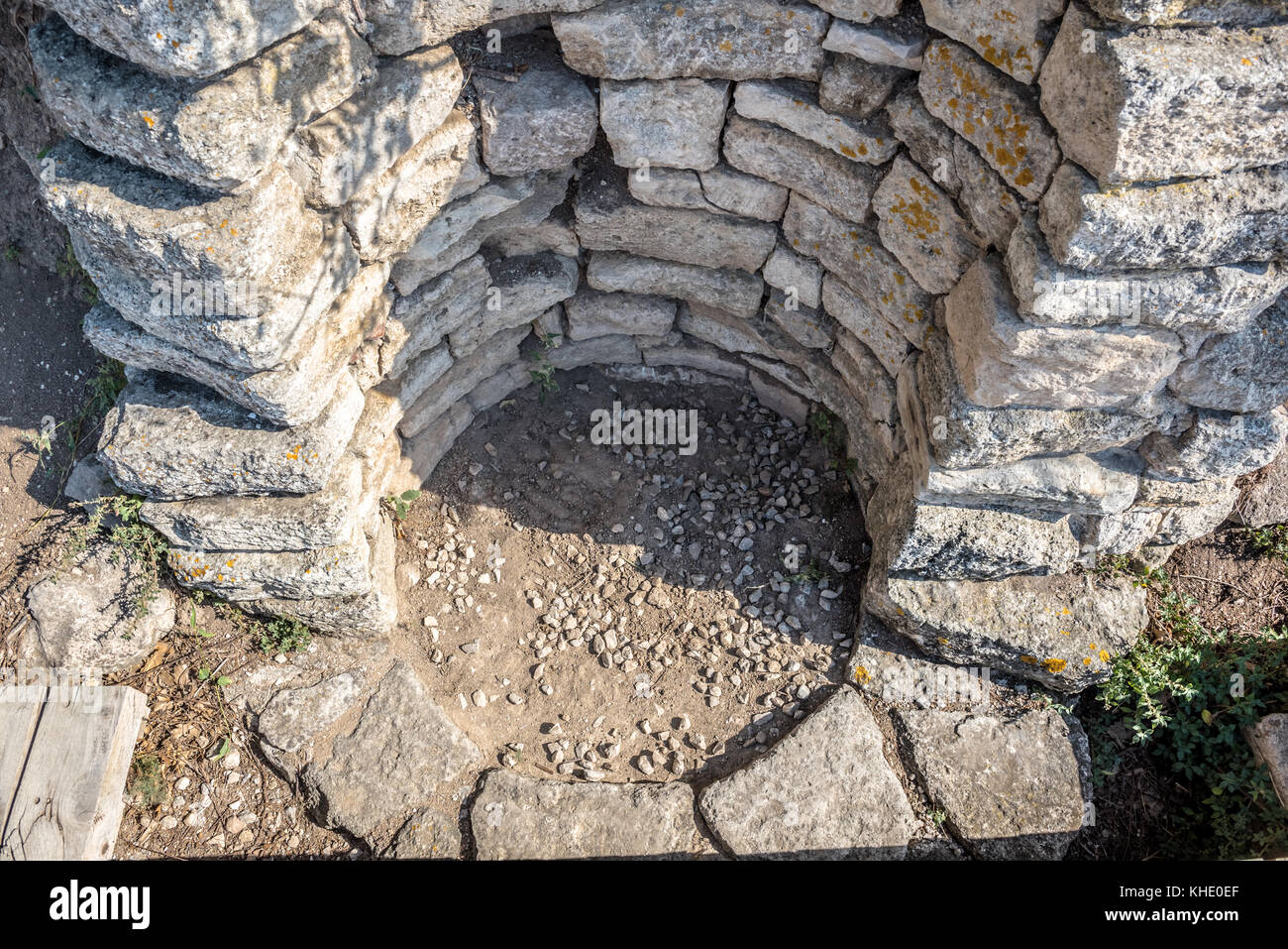 Ruins of ancient legendary city of Troy in Canakkale, Turkey Stock ...