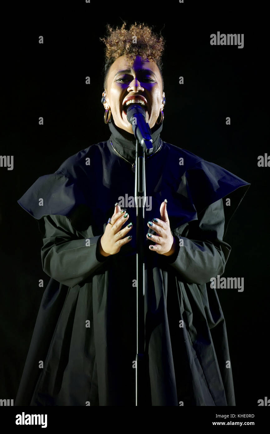 KAMINSKI PHOTO Emile Sande headlining at the SSE Hydro at the SEC in ...