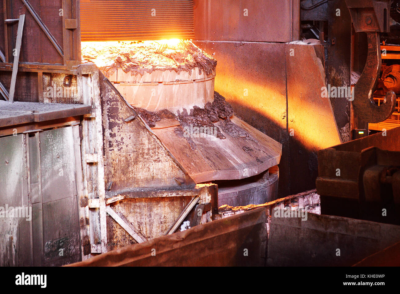 Line of fire cast hi-res stock photography and images - Alamy