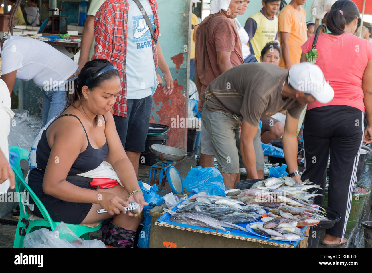Asia, Philippines, Leyte, Ormoc City, Fish sellers in the fish market Stock Photo - Alamy
