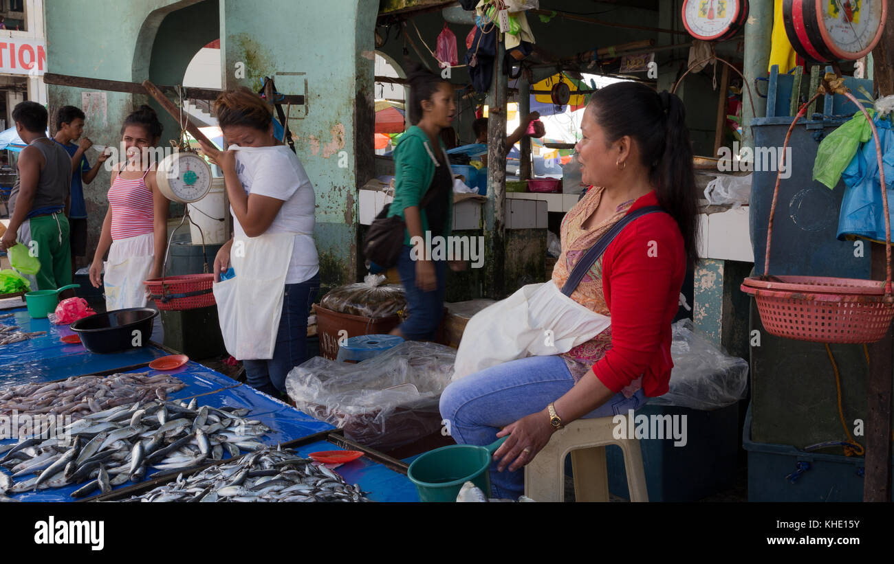 Asia, Philippines, Leyte, Ormoc City, Fish sellers in the fish market Stock Photo - Alamy