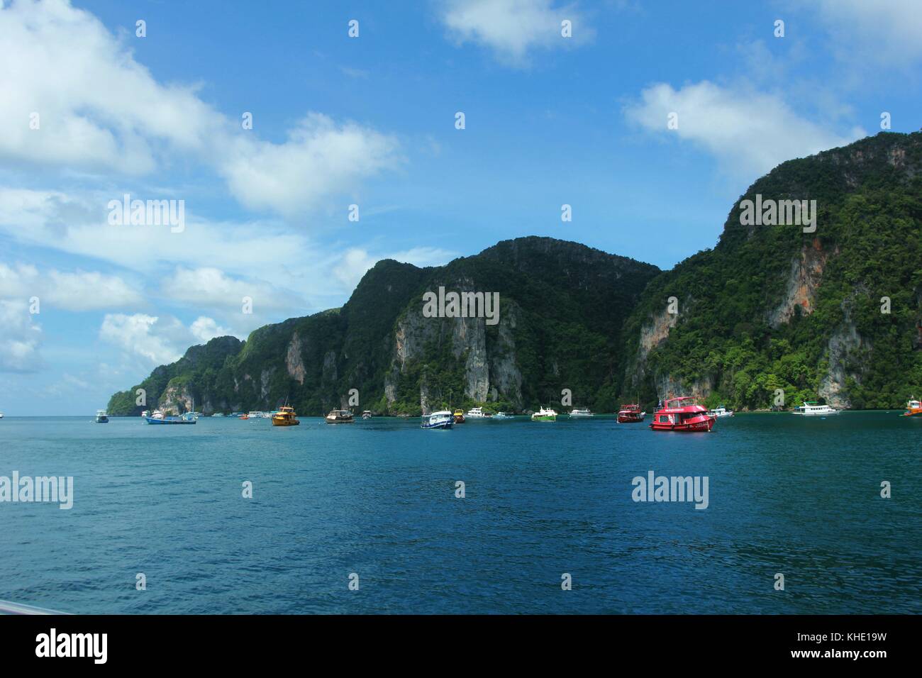beautiful view - sky, cliff, blue water Stock Photo - Alamy