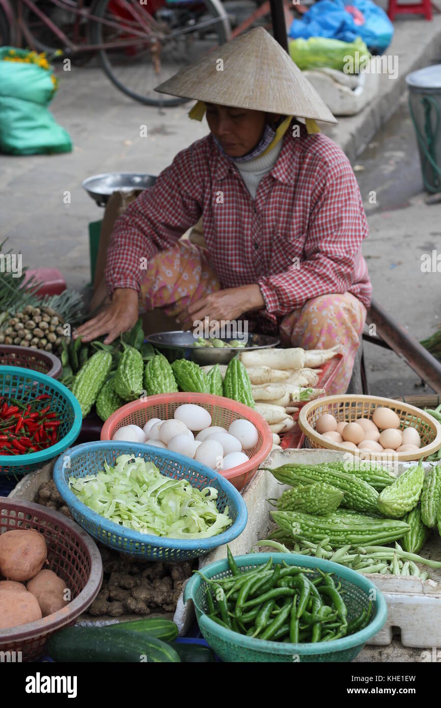 Vegetable vendor hi-res stock photography and images - Alamy