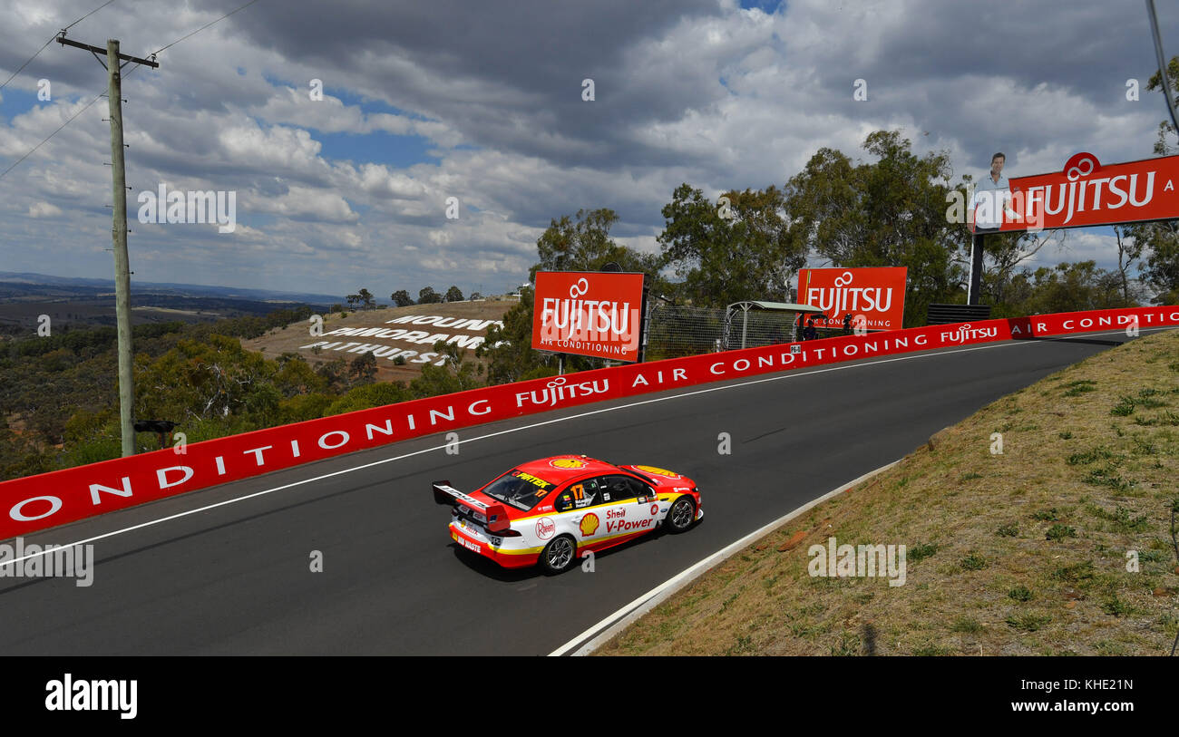 Supercheap Auto Bathurst 1000 at the Mount Panorama Circuit in Bathurst ...