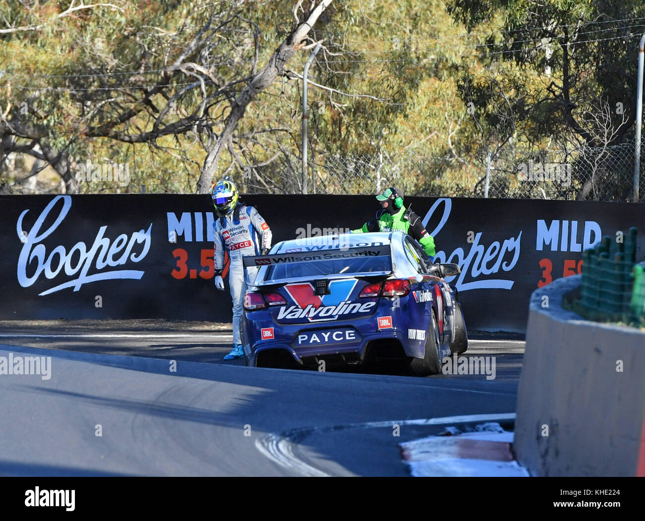 Supercheap Auto Bathurst 1000 at the Mount Panorama Circuit in Bathurst ...