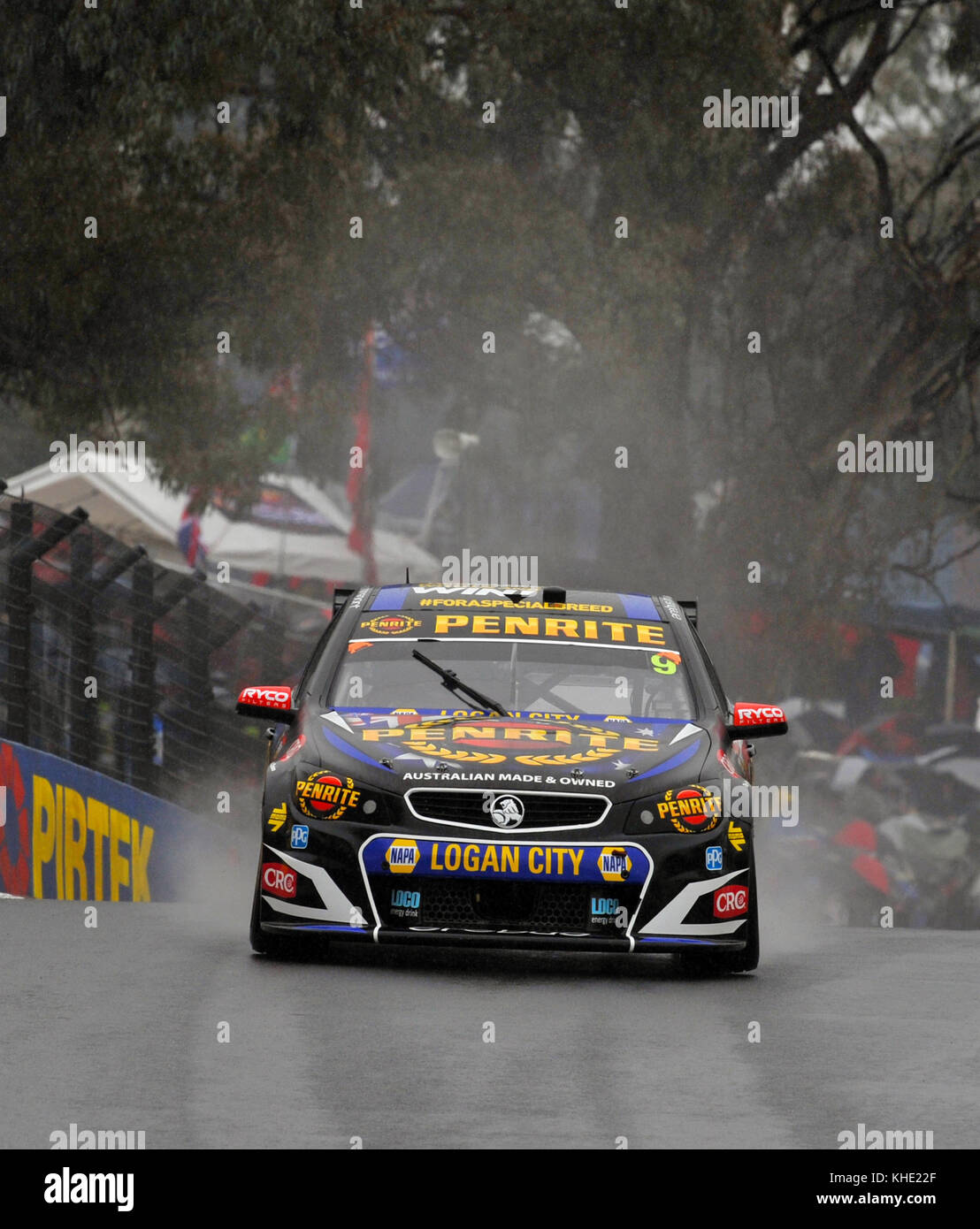 Supercheap Auto Bathurst 1000 at the Mount Panorama Circuit in Bathurst ...