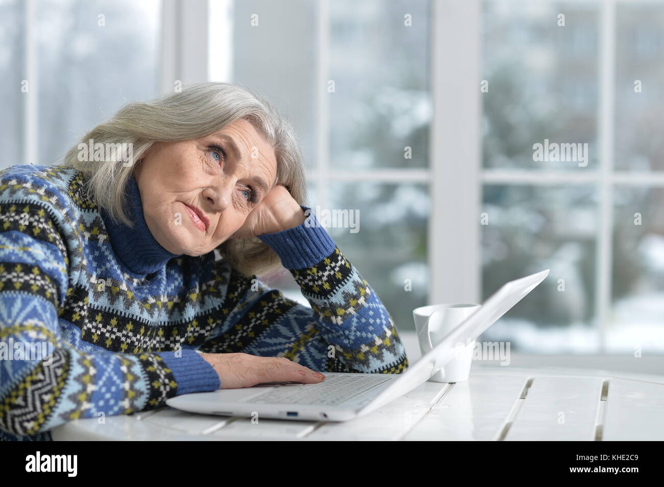 smiling senior woman Stock Photo - Alamy smiling senior woman Stock Photo - Alamy