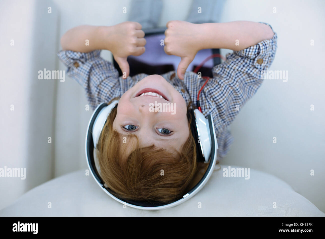 Emotional little boy showing his happiness Stock Photo - Alamy