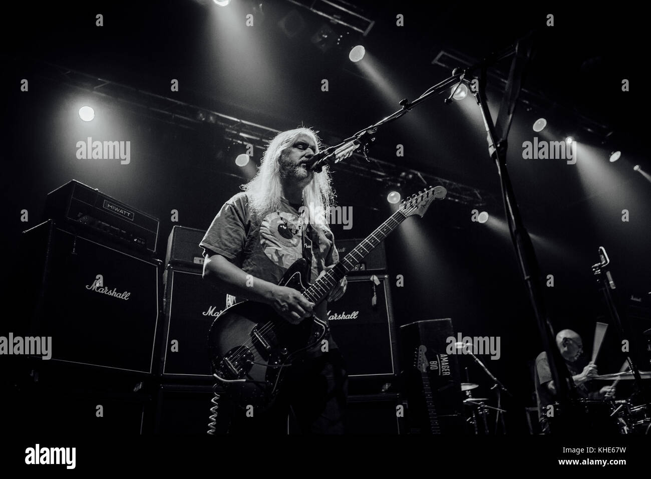 Dinosaur jr band hi-res stock photography and images - Alamy