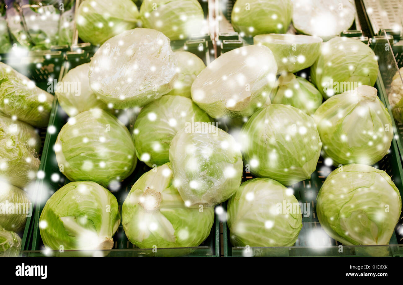 close up of cabbage at grocery store or market Stock Photo - Alamy