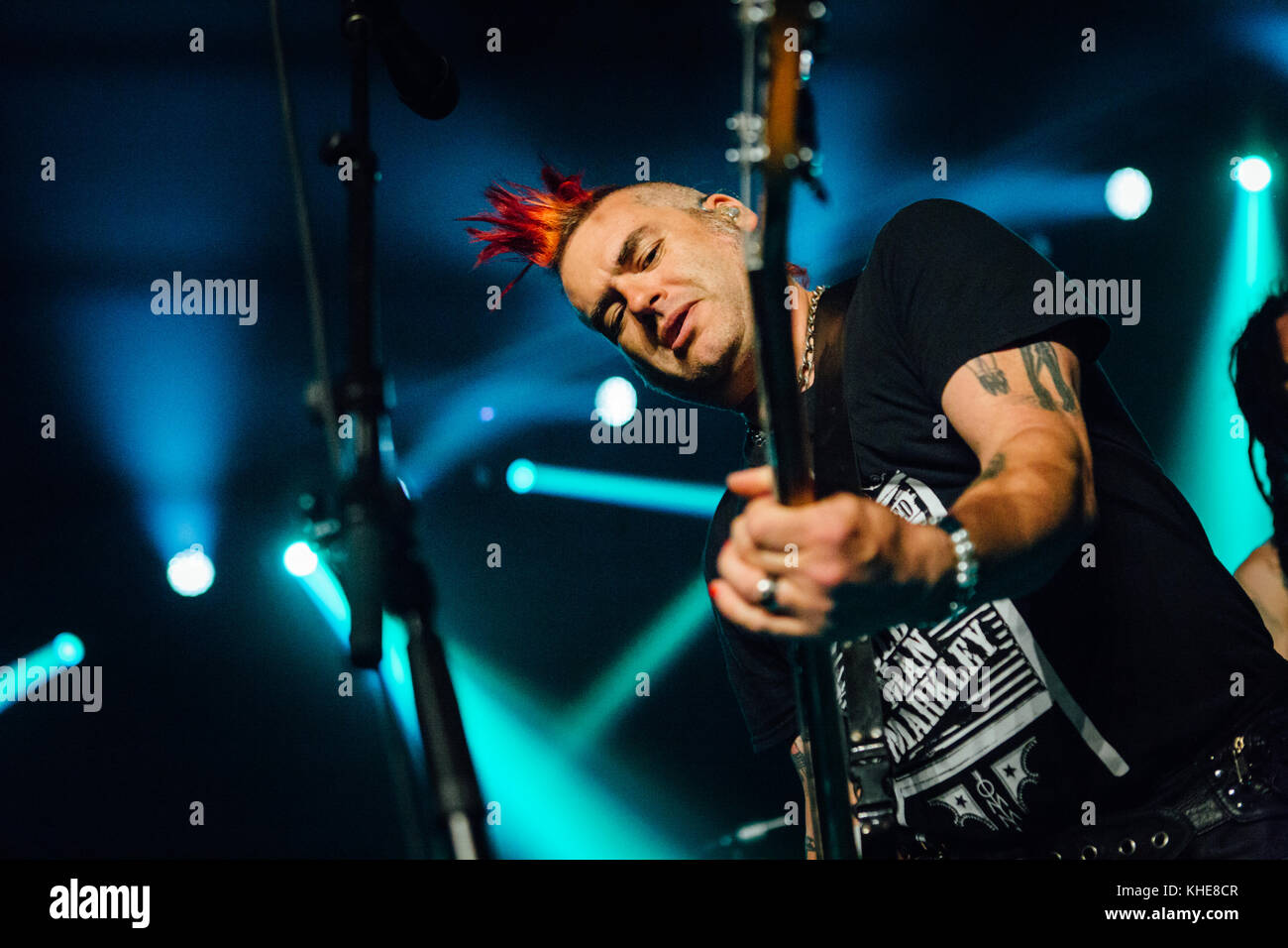 Fat mike of nofx hi-res stock photography and images - Alamy