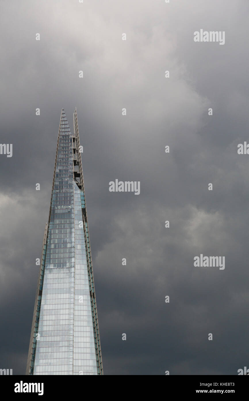 Shard building detail overcast hi-res stock photography and images - Alamy