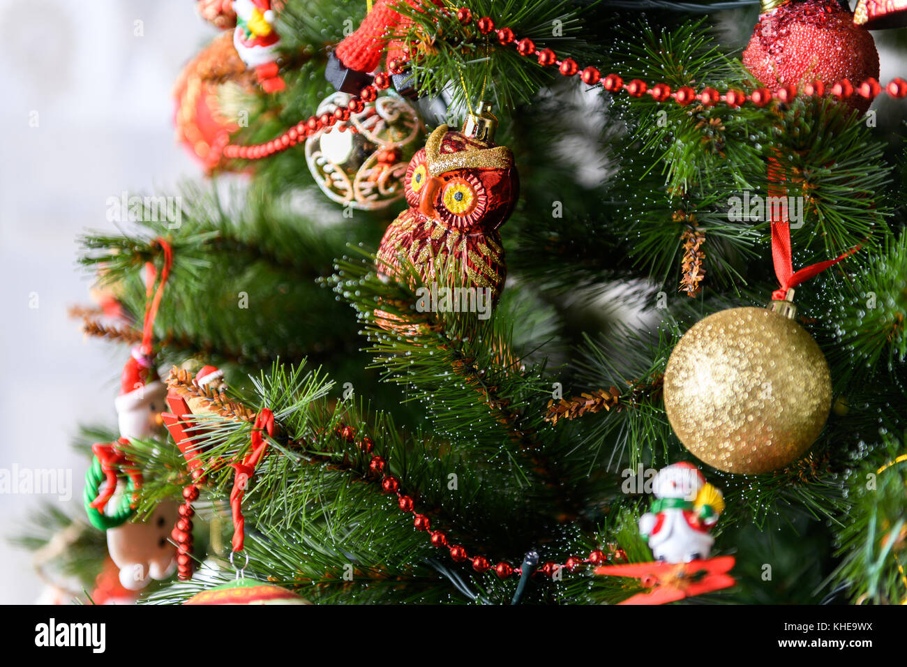 Gifts under the Christmas tree. Christmas background Stock Photo - Alamy