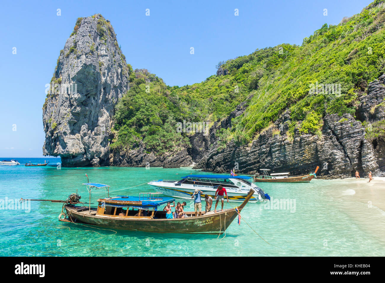 Nui Bay | Koh Phi Phi | Thailand Stock Photo - Alamy