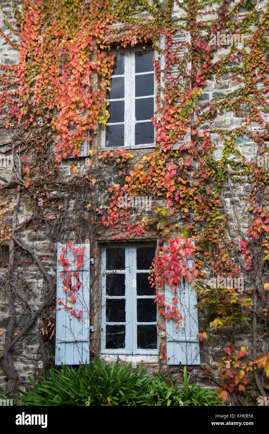 Traditional french house hi-res stock photography and images - Alamy