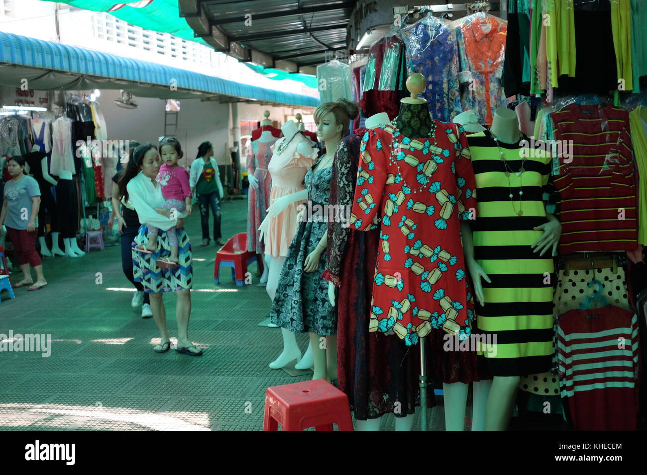 market in phnom penh Stock Photo - Alamy