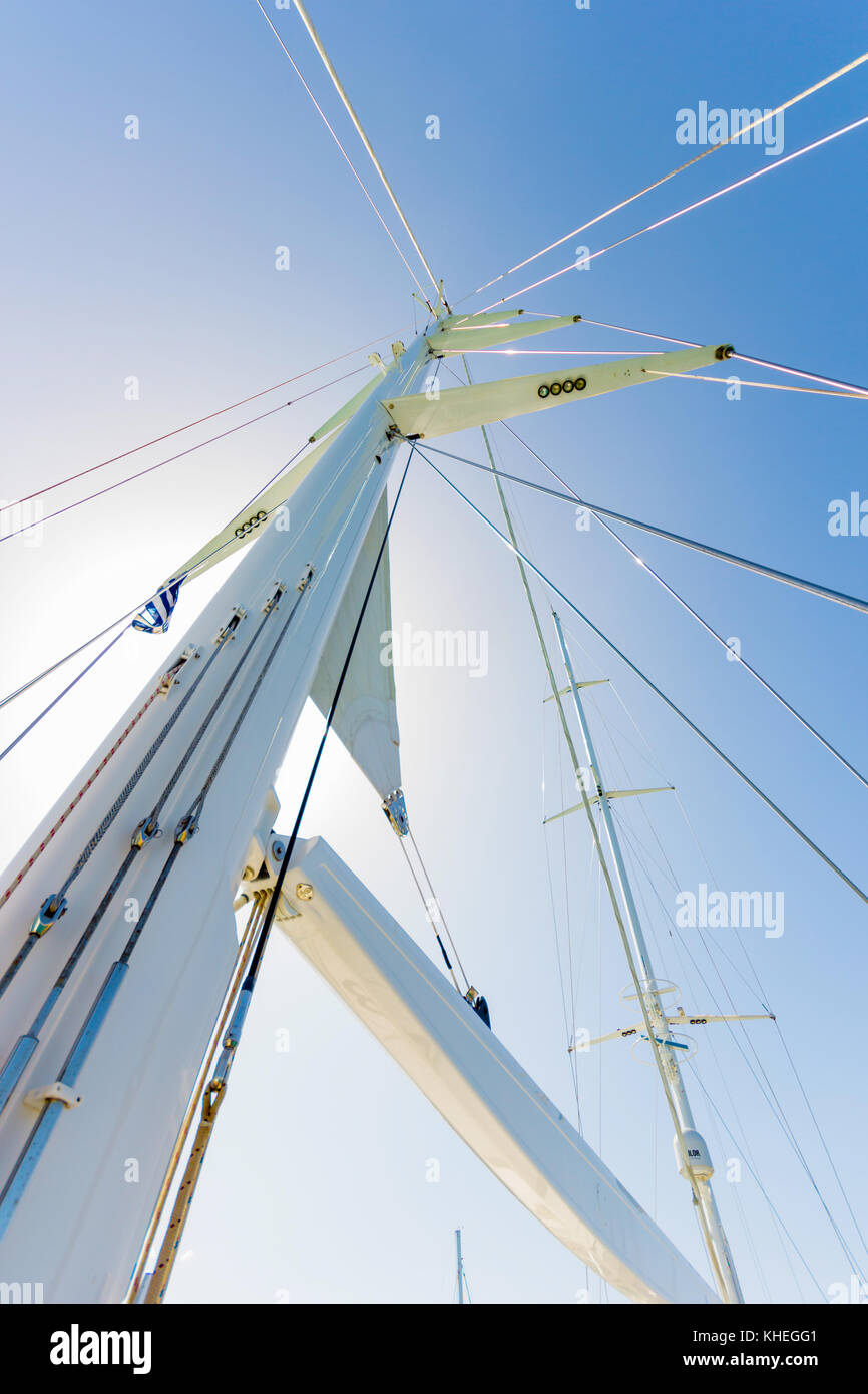 very tall mast of a luxury sail boat Stock Photo - Alamy