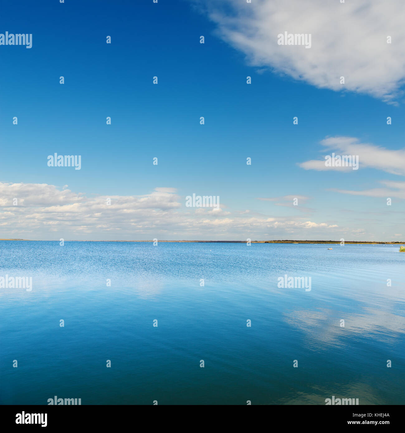 Deep blue river hi-res stock photography and images - Alamy