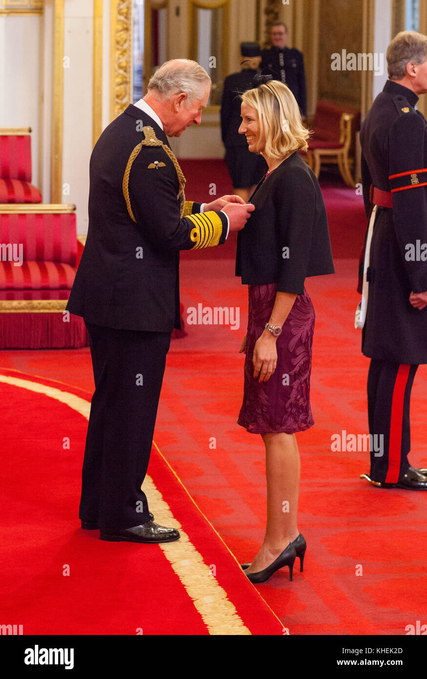 Member order british empire mbe buckingham palace hi-res stock ...