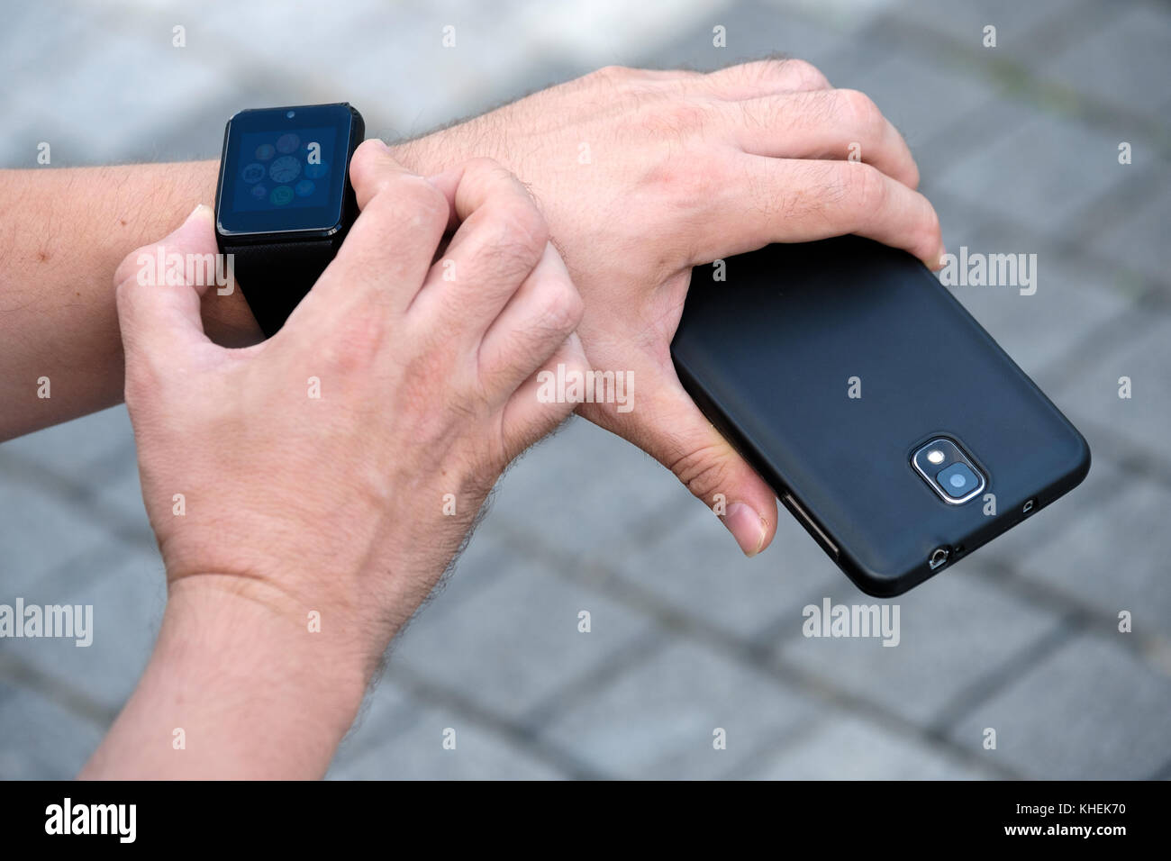 Person wearing smart watch hi-res stock photography and images - Alamy