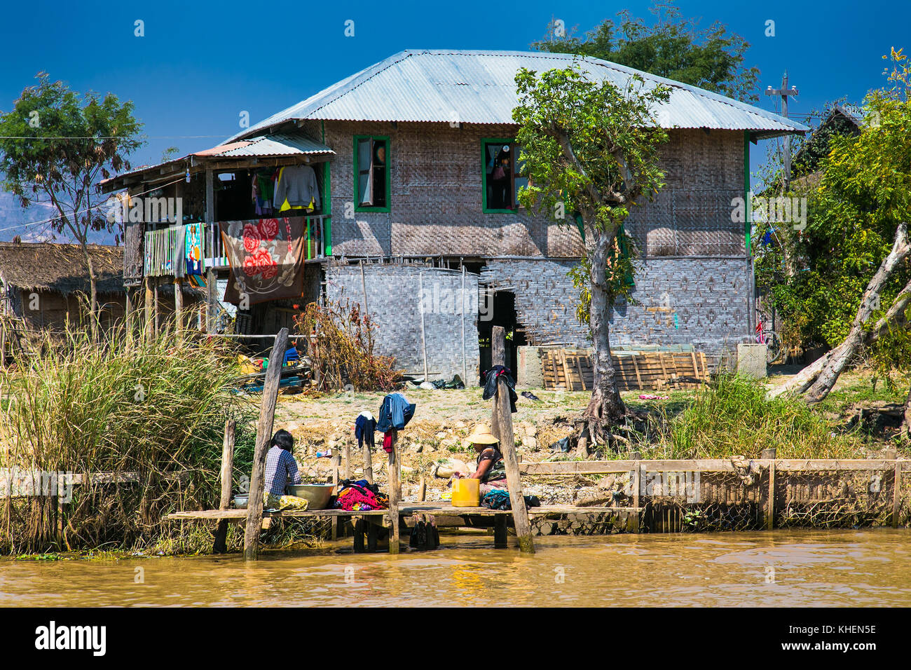 Southeast asia myanmar burma inlay lake hi-res stock photography and ...