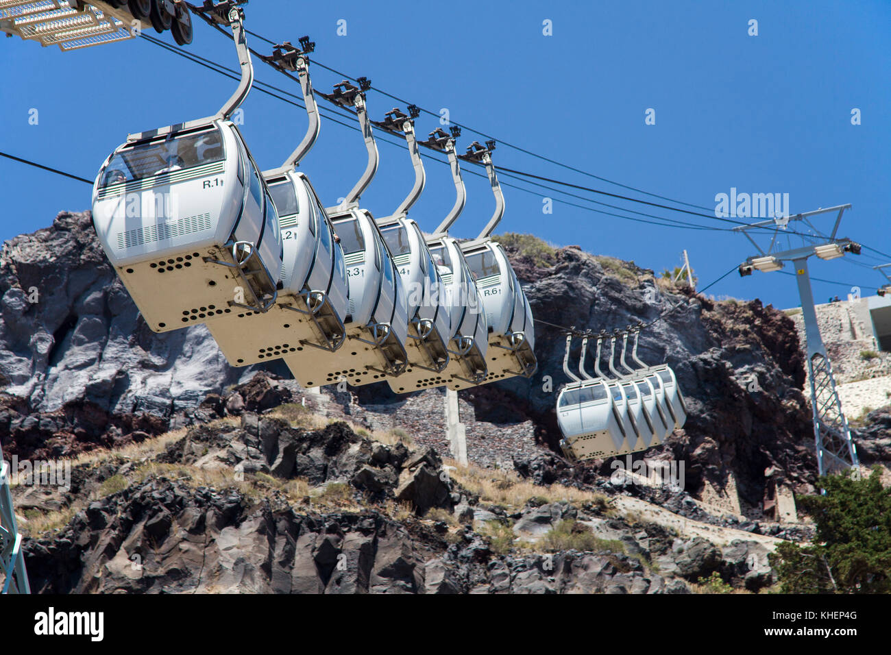 Santorini seilbahn hi-res stock photography and images - Alamy