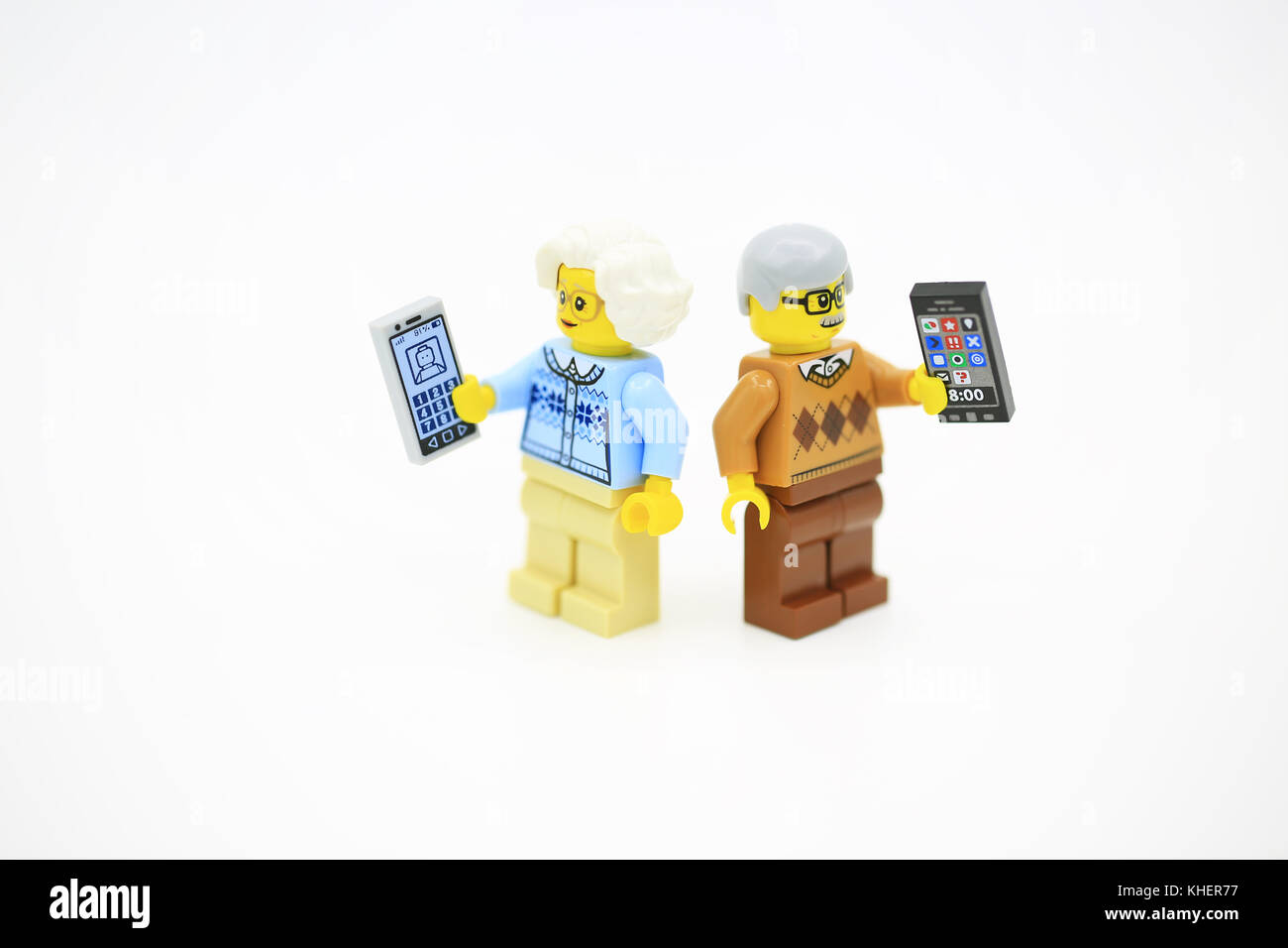 old man using phone Stock Photo - Alamy